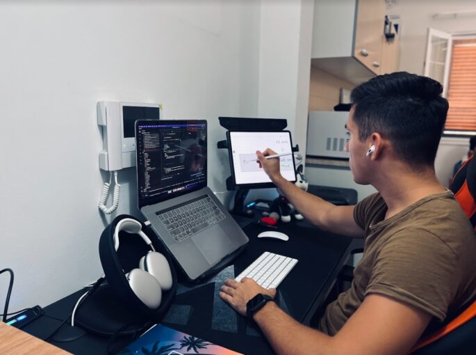 ¿Contratando tu dream team de Stack Devs? ¡Todo lo que necesitas saber! - Workana Blog